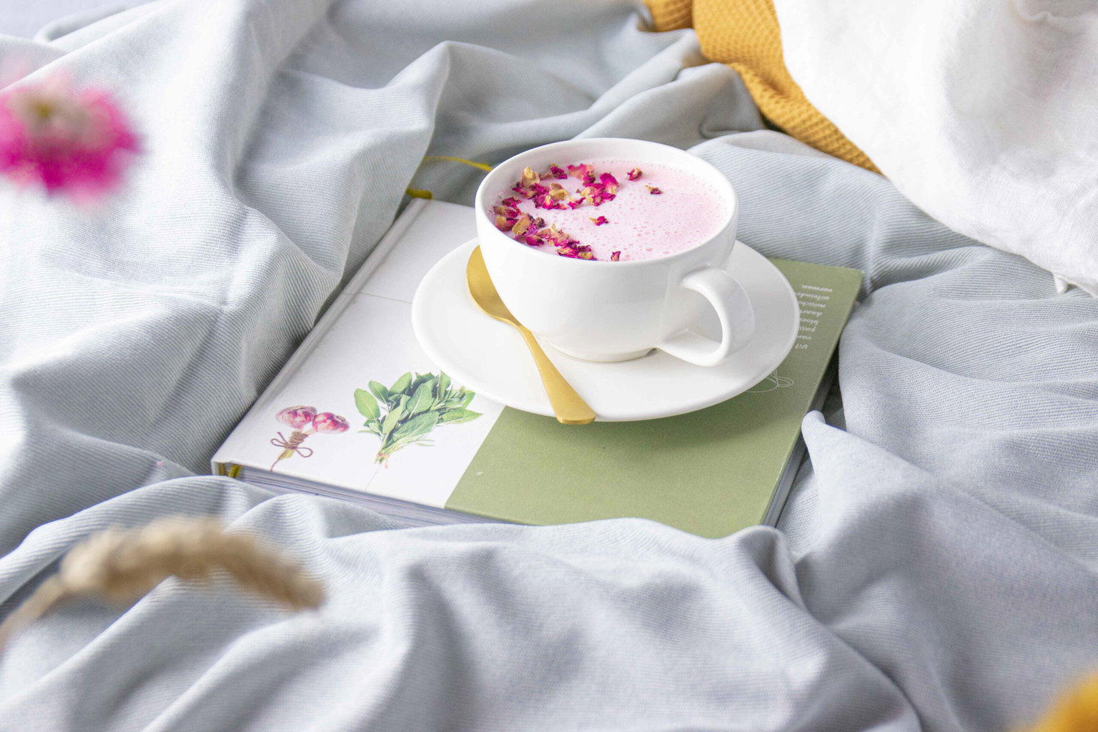Pink Moon Milk - Eatertainment