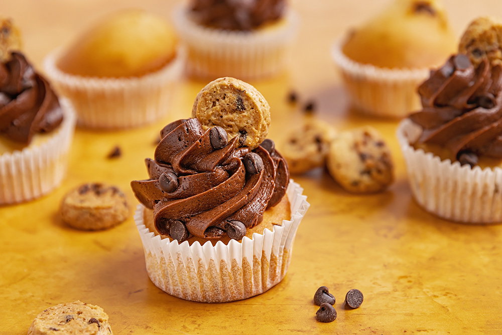 Chocolate chip cupcakes - Eatertainment
