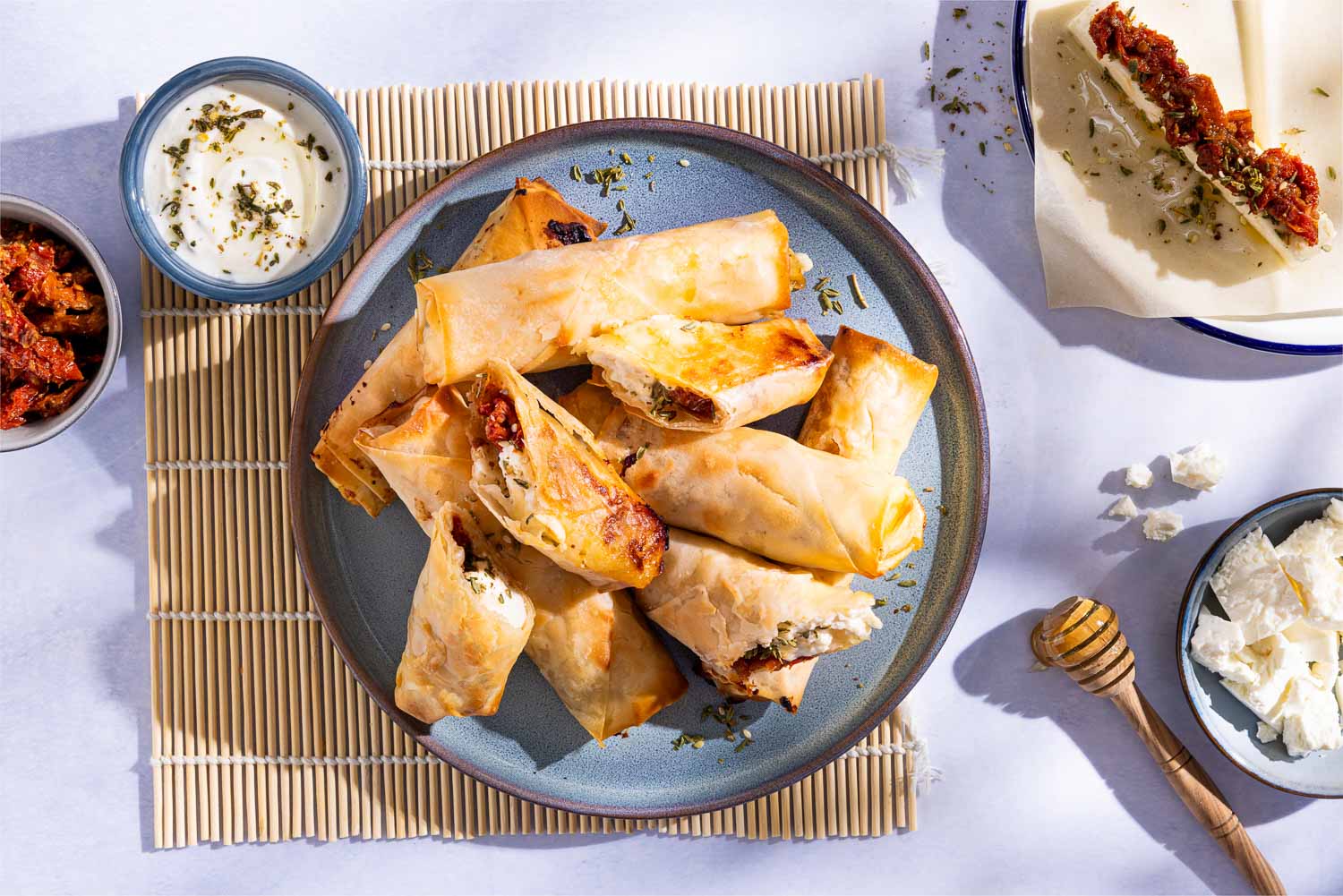Za’atar springrolls met labneh - Eatertainment