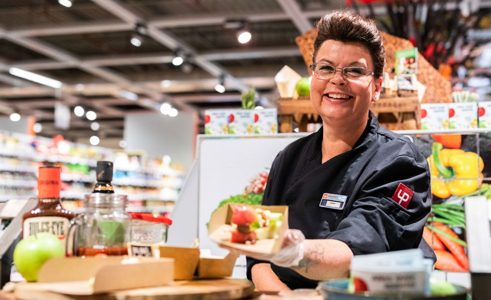Kom proeven! Pittige kokos-tomatensoep bij Albert Heijn XL Den Haag ...